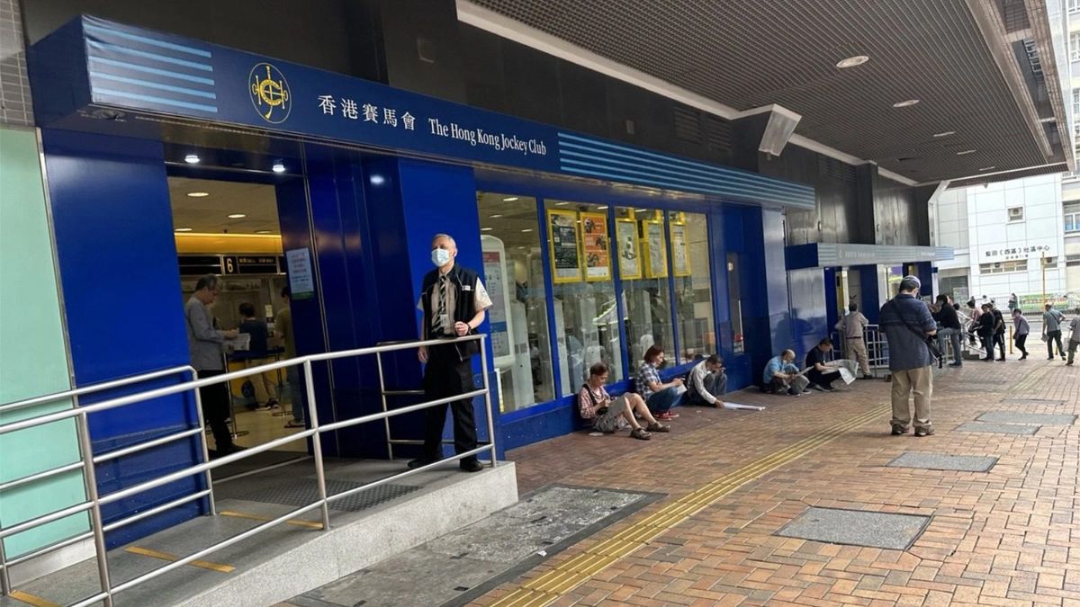 六合彩結果 ｜10月23日二獎4注中：下期周六攪珠頭獎獨贏4000萬 - 香港財經時報 HKBT