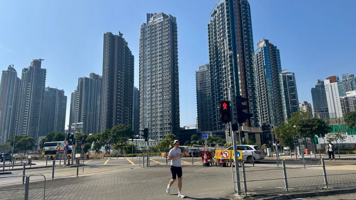 內地買家 2025年購港樓額量創紀錄新高：總金額直逼1,380億元｜近58%資金投入一手市場 - 香港財經時報 HKBT